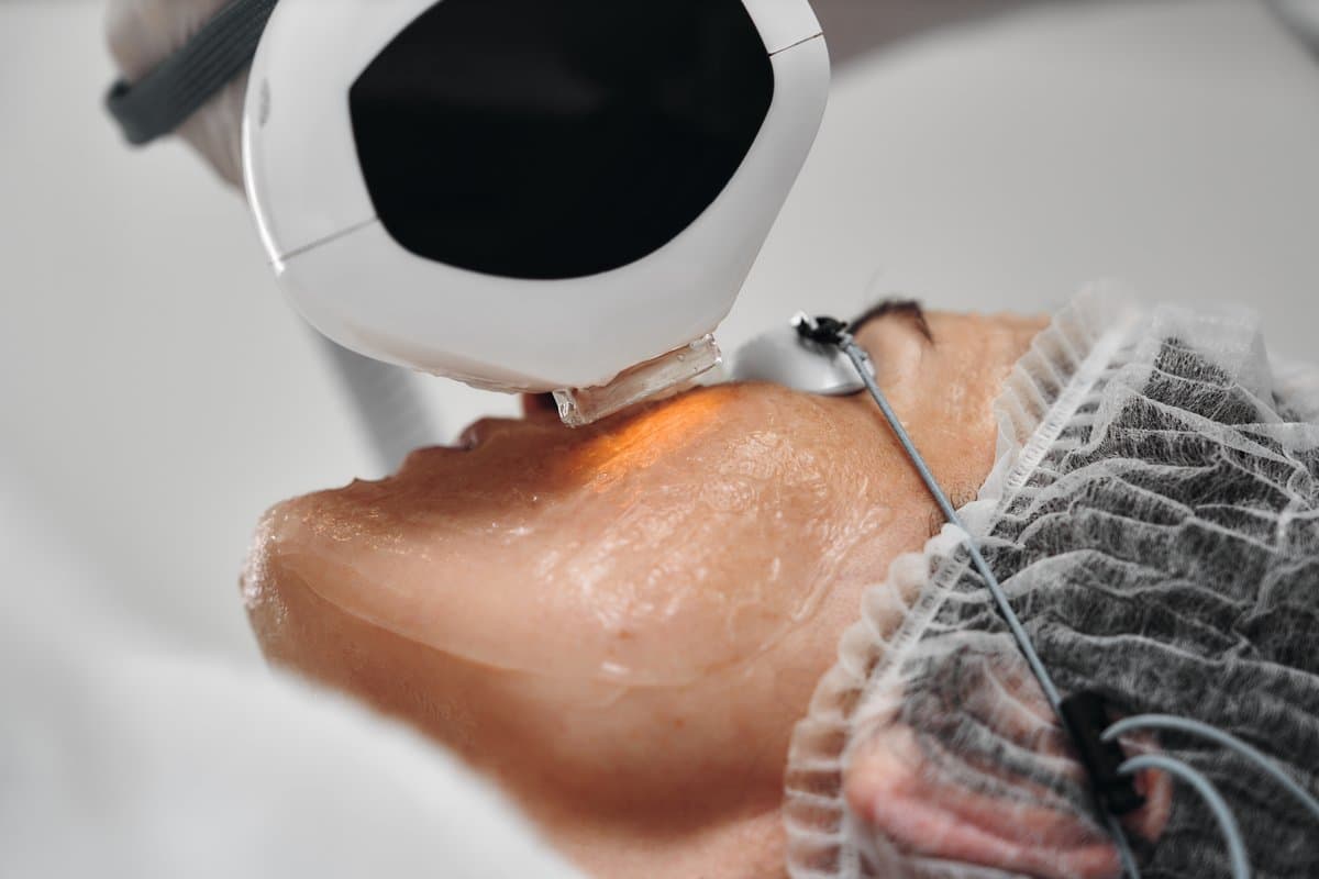 Lentigo (Age Spots, Sun Spots): Causes, Types & Treatment | Skinscanner